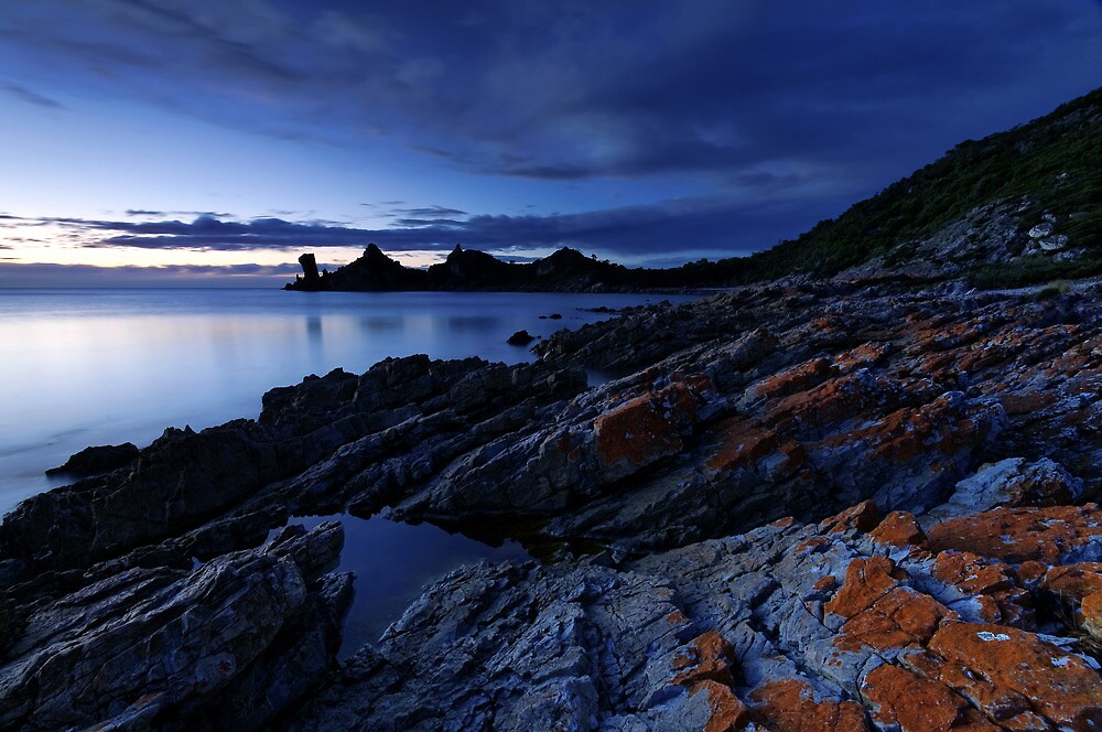 "Rocky Cape Dawning" by Robert Mullner | Redbubble