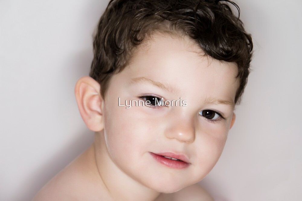 "Little Poser" by Lynne Morris | Redbubble