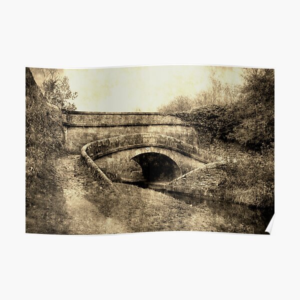 "Snake stone bridge. Macclesfield Canal bridge 43,Foden Bank, Gurnett ...