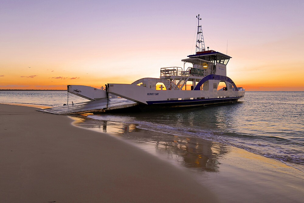 "Vehicular Ferry from Inskip Point to Fraser Island. Queensland ...