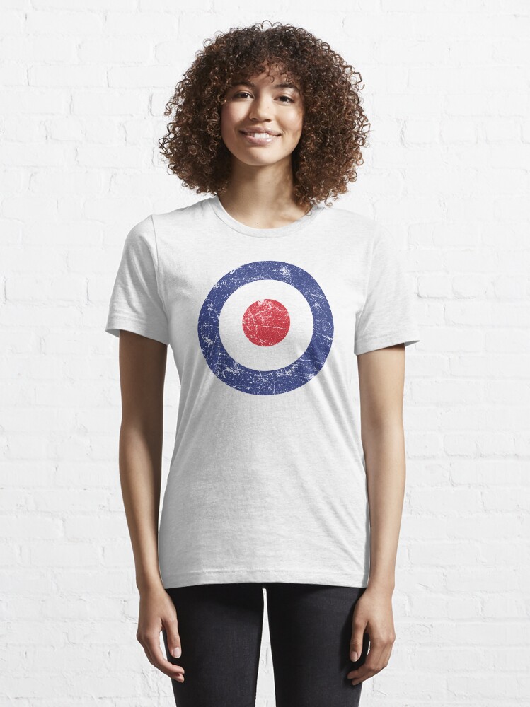 "Distressed Target Bullseye British RAF Roundel design" T-shirt by ...