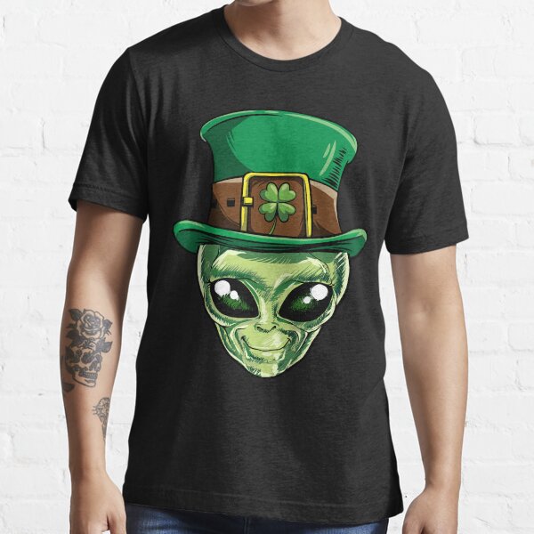 "Alien St Patricks Day 01 FINAL" T-shirt by LiqueGifts | Redbubble | st ...