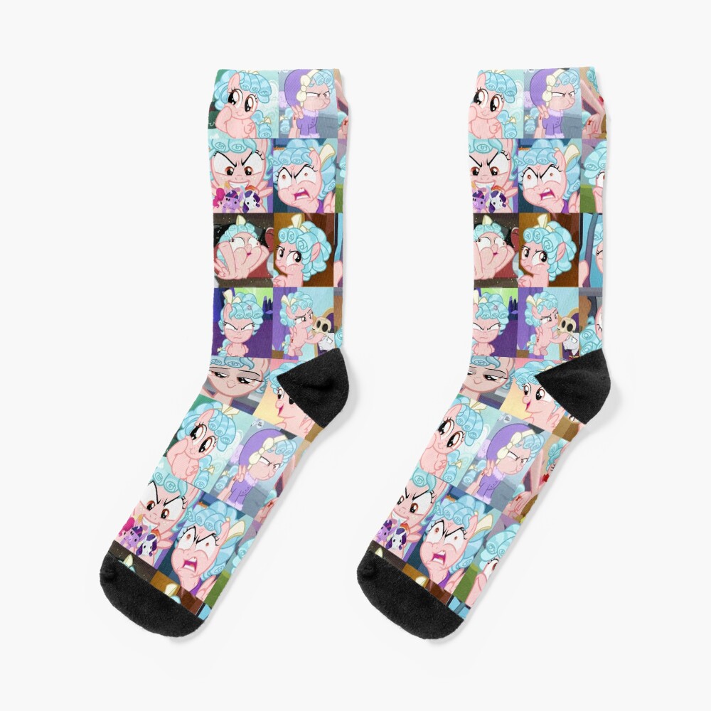 "Cozy Glow" Socks by SophilliaArts | Redbubble