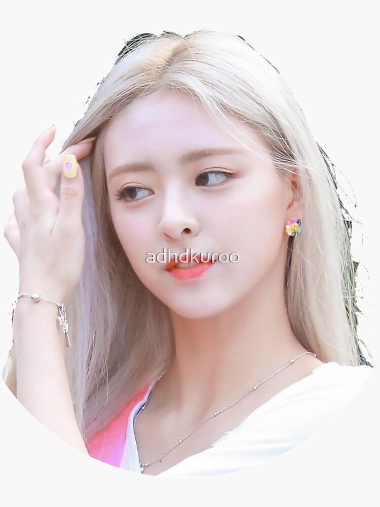"yuna itzy (transparent)" Sticker for Sale by adhdkuroo | Redbubble