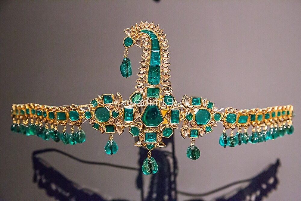 "Qatar. Doha. Emerald and Diamond Turban Brooch." by vadim19 | Redbubble