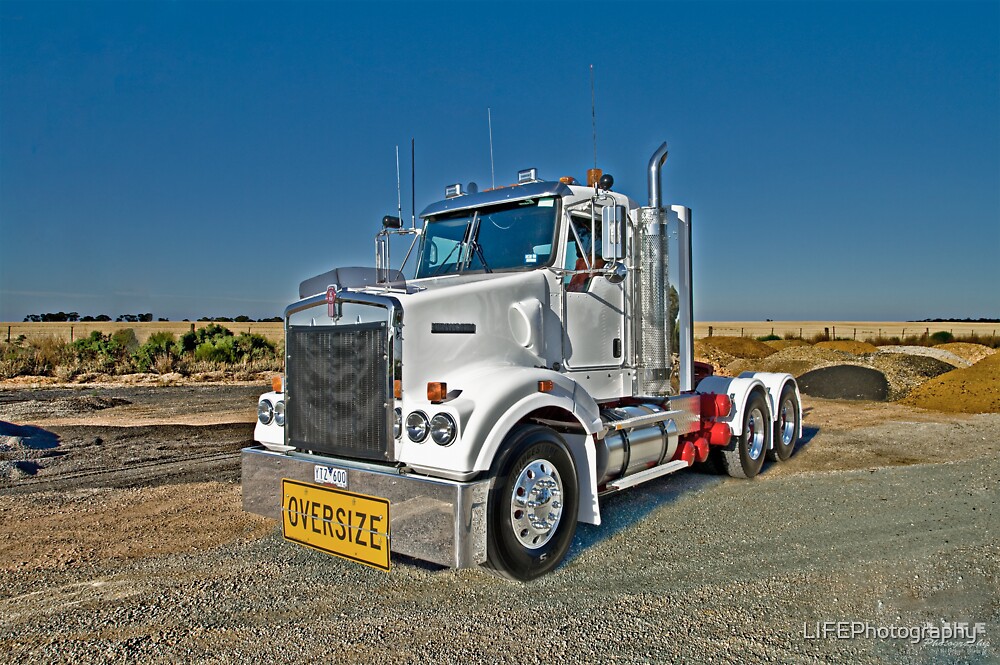 "Kenworth T409SAR" by LIFEPhotography | Redbubble