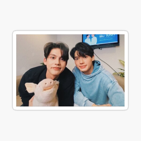 "FAMILY PORTRAIT FROM BRIGHTWIN X LINETV " Sticker for Sale by ...