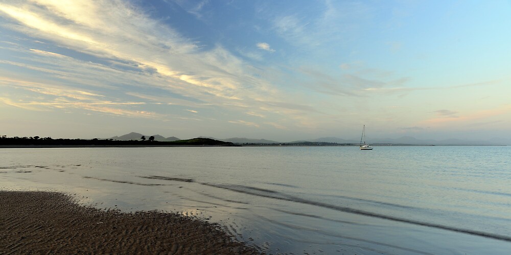 "Llanbedrog Beach" by photobymdavey | Redbubble