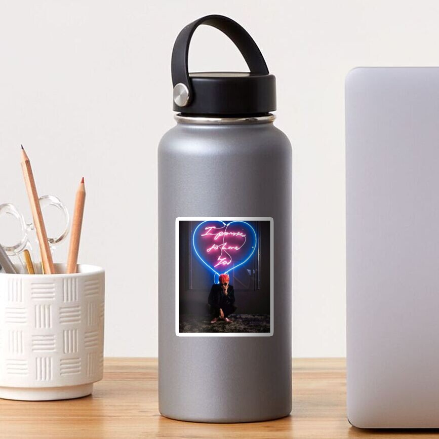 "G-Dragon" Sticker by TehTehB | Redbubble