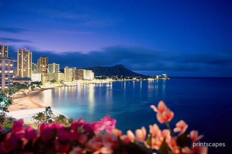 "Waikiki Beach at Night, Hawaii" by printscapes | Redbubble