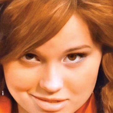 "Debby Ryan Meme Smile" Sticker for Sale by James Martinez | Redbubble