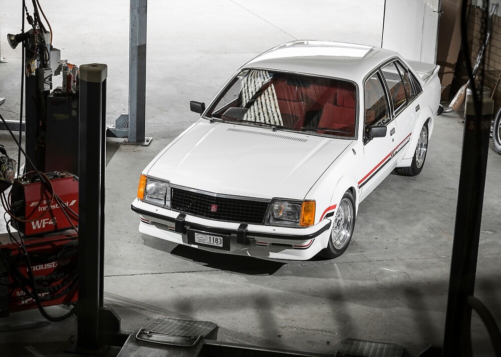 "Craig Helmer's HDT VC Commodore" by HoskingInd | Redbubble