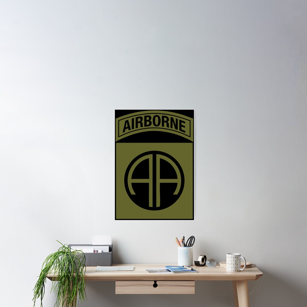 "82nd Paratrooper Airborne Division Green Logo" Poster by aliberalino ...