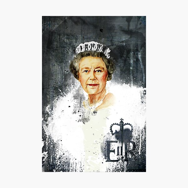 "The Queen - Elizabeth II" Photographic Print for Sale by beefyart ...
