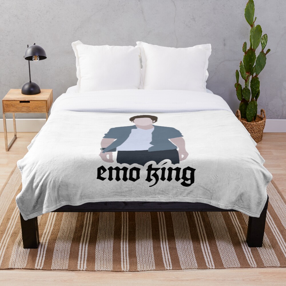 "Edward Cullen: Emo KING" Throw Blanket by LivAlysr | Redbubble