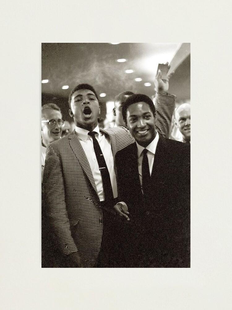 Lámina fotográfica «Muhammad Ali y Sam Cooke» de Jonny-pearcey | Redbubble