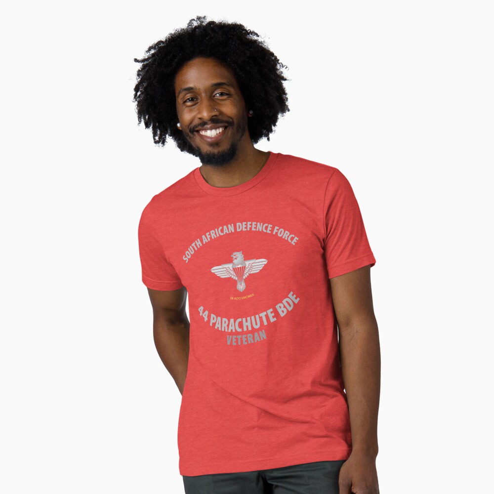 "SADF 44 Parachute Brigade (Parabats) Veterans" Essential T-Shirt for ...