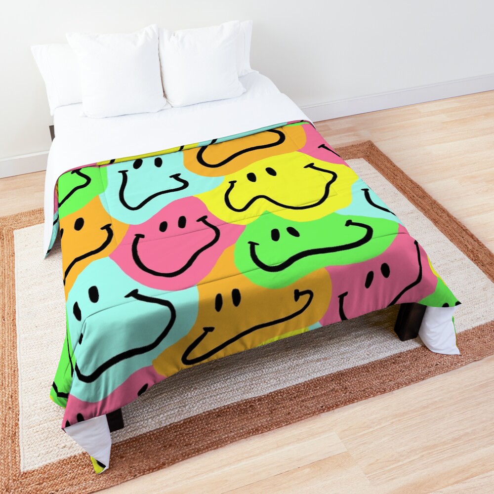 Smiley Face Pattern Quilt sold by Joane Cantina | SKU 4535009 ...