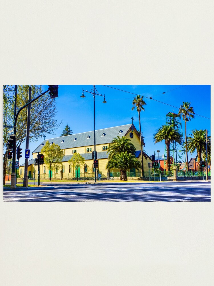 "Die Palmen an der St. Killians Kirche - Bendigo, Victoria" Fotodruck ...