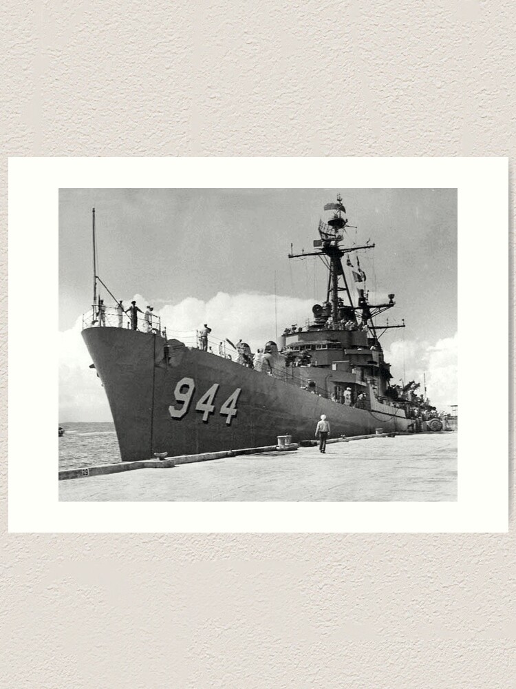 "USS MULLINNIX (DD-944) SHIP'S STORE" Art Print by militarygifts ...