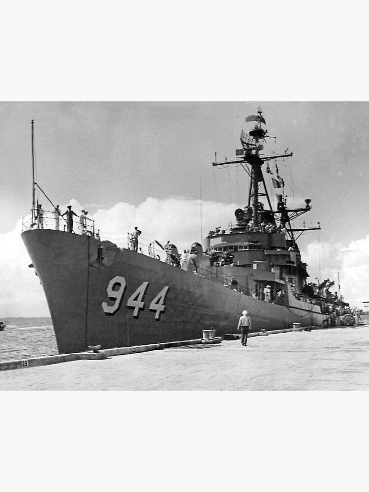 "USS MULLINNIX (DD-944) SHIP'S STORE" Art Print by militarygifts ...