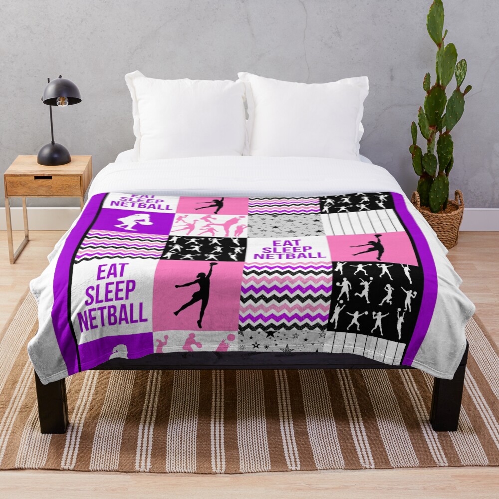 "Netball Shape Pattern Purple Gift for Netball Lovers" Throw Blanket ...