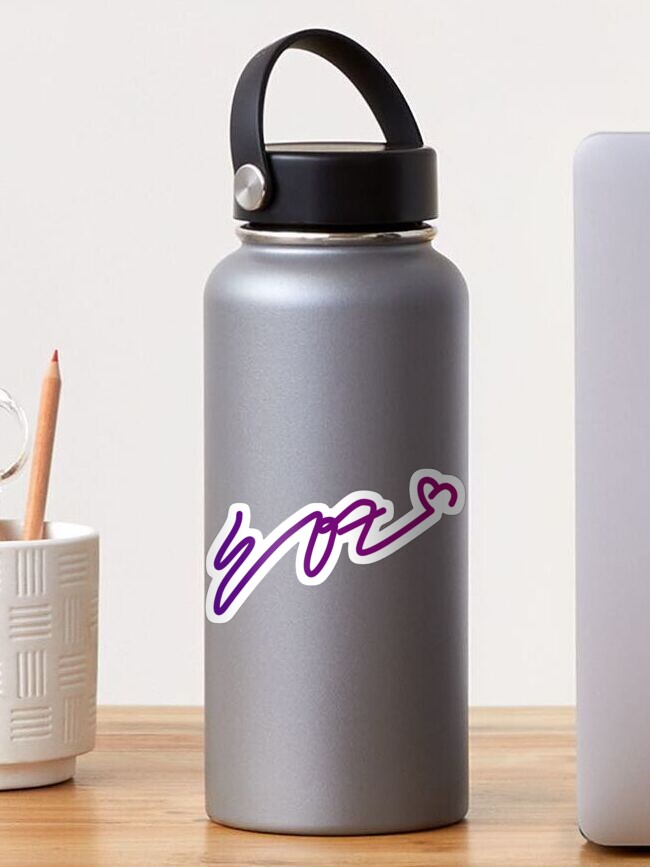 "GIDLE SOYEON SIGNATURE" Sticker for Sale by velvetmoonlab | Redbubble