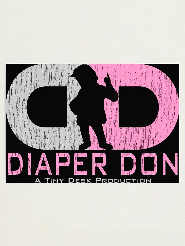 Impression photo « Diaper Don - Une production de bureau minuscule ...