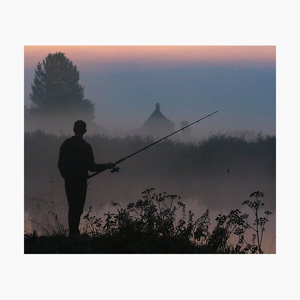 "Fischer am Ufer eines Flusses mitten in den Niederlanden" Fotodruck ...
