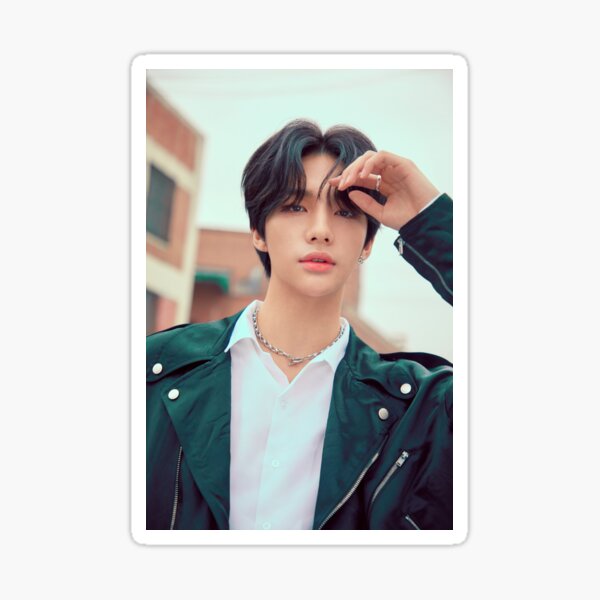 "Stray Kids Hyunjin" Sticker by purplesuzie | Redbubble
