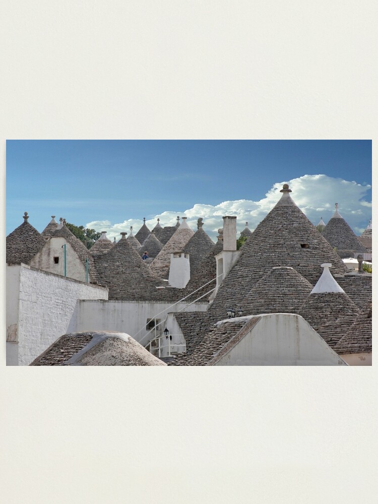 Impression photo « trulli) est une cabane traditionnelle en pierre ...