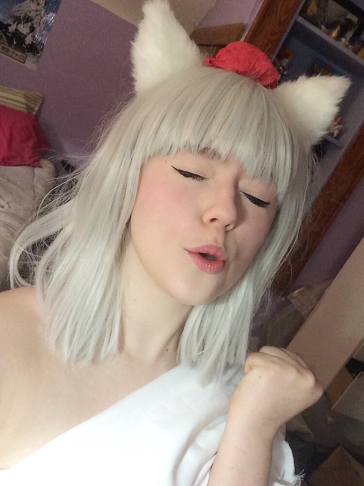 "momiji inubashiri (awoo)" by lbcosplay | Redbubble
