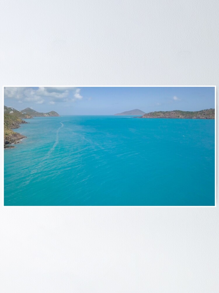 Póster «St. Thomas isla caribeña blue water paradise drone foto mirando ...
