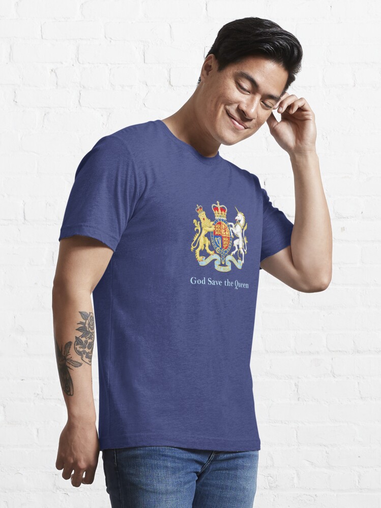 "Royal Coat of Arms, Queen Elizabeth, British Monarchy" T-shirt for ...