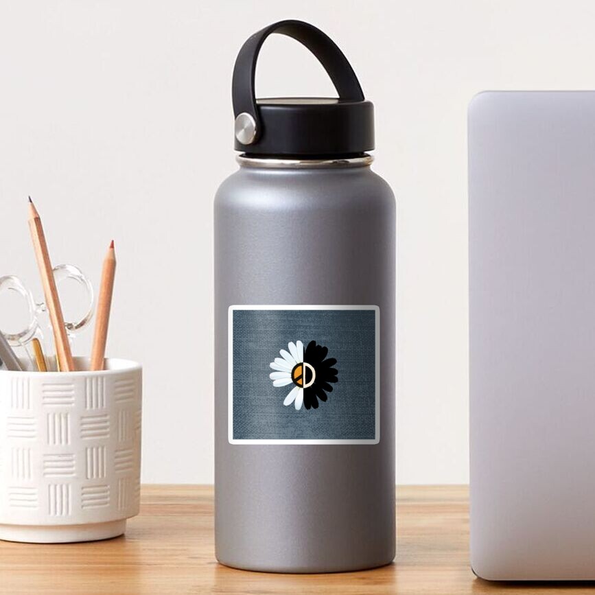 "G-Dragon Peaceminusone Daisy" Sticker for Sale by PetyaMileva | Redbubble