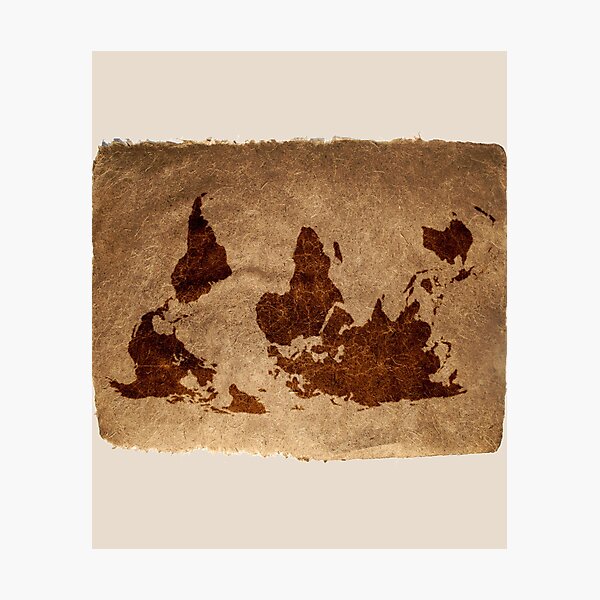 Impression photo « Carte du monde à l'envers », par azharo | Redbubble