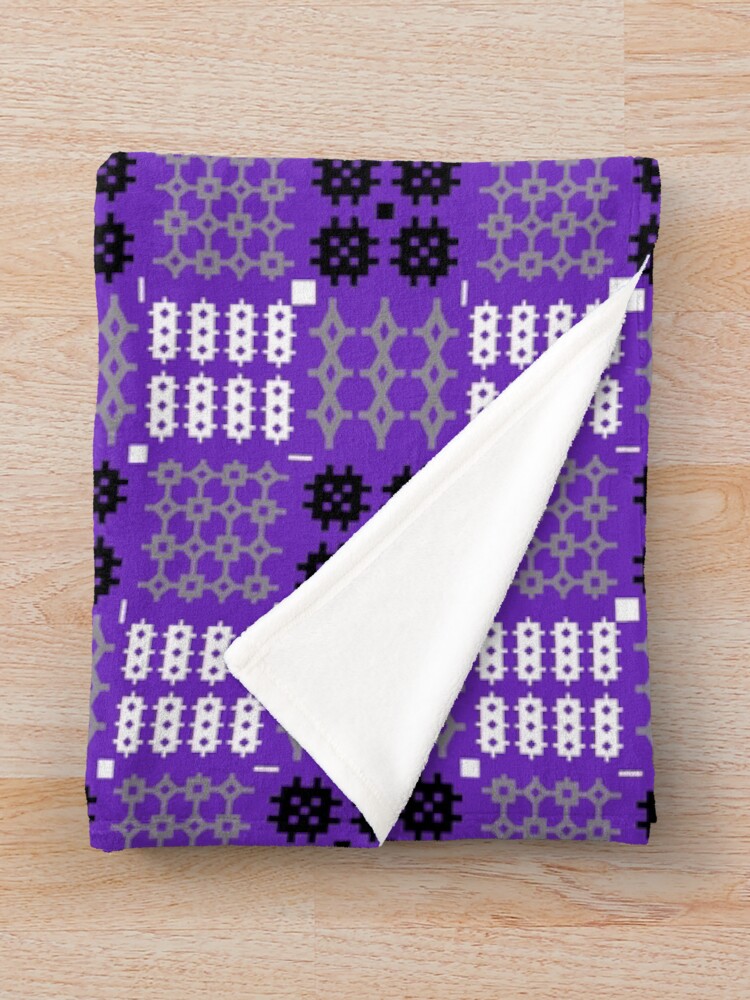"Welsh Tapestry Pattern, Carthen Cymraeg, Cymreig (purple)" Throw ...