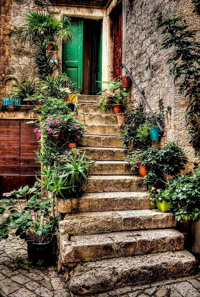 "Courtyard Steps" by Colin Metcalf | Redbubble