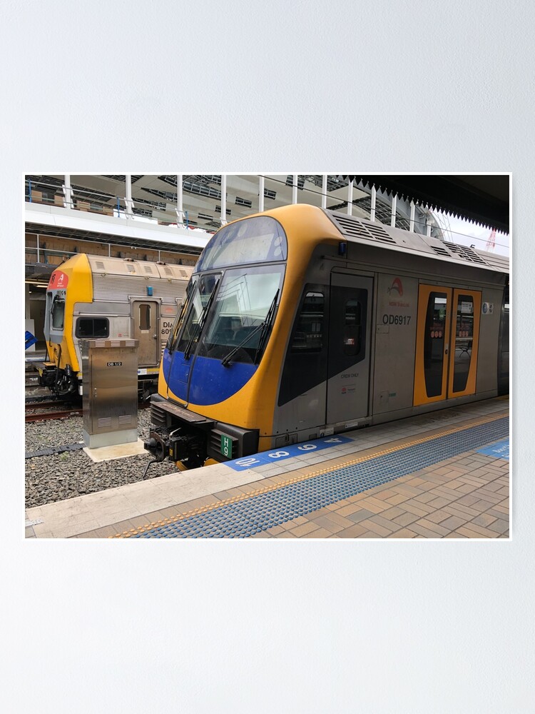 Póster «NSW TrainLink InterCity V Set y H Set en la estación central ...