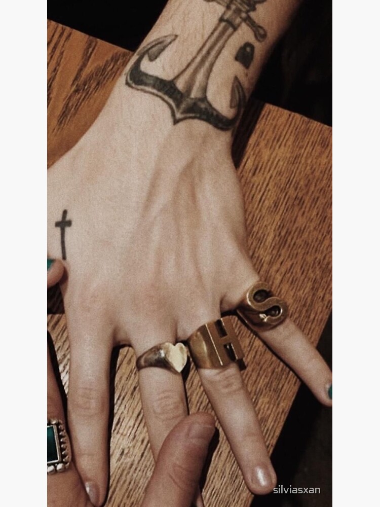 "harry styles's hand" Photographic Print for Sale by silviasxan | Redbubble