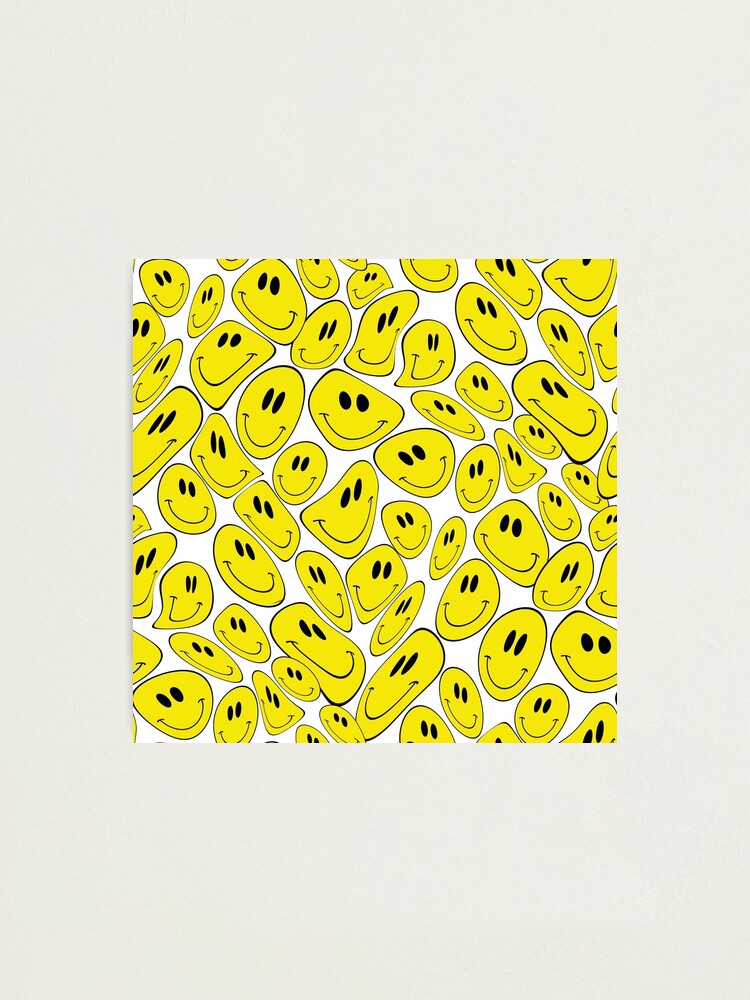 "Trippy smiley face stoner hippie trippy aesthetic pattern ...