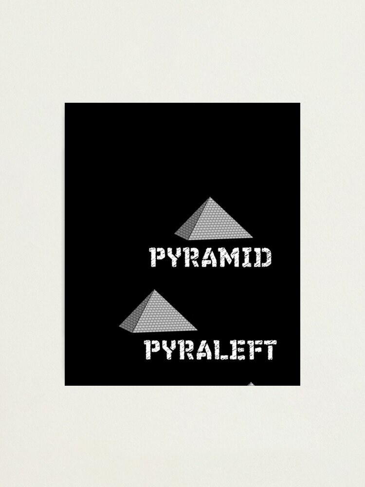 Lámina fotográfica «pirámide meme de internet» de patriotazx | Redbubble