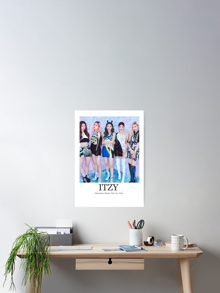 "ITZY minimalist poster" Poster for Sale by Linnea . | Redbubble