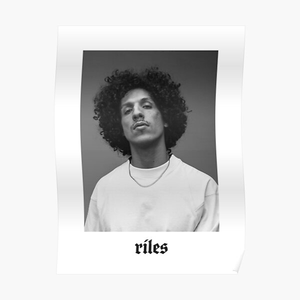 Poster « Rilès - Affiche photographe studio en noir & blanc. », par ...