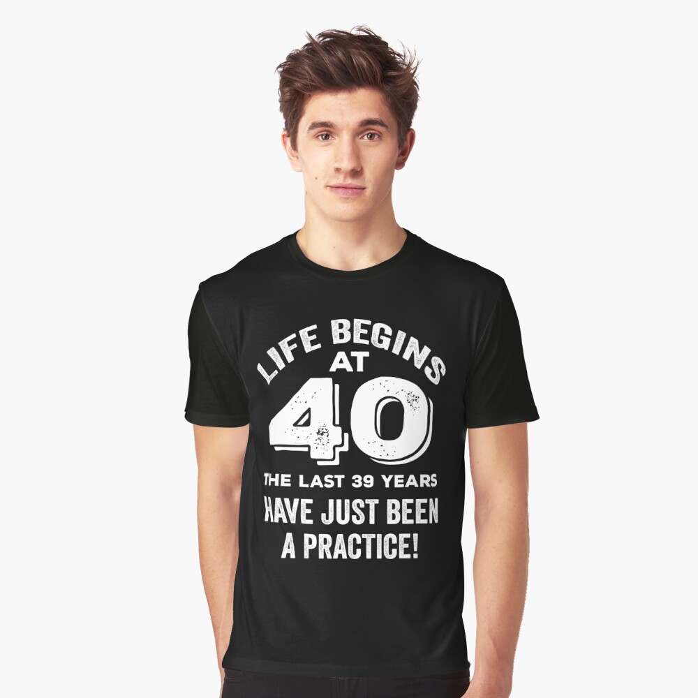 "Life Begins at 40, 40th Birthday Gifts For Women And Men, Funny Forty ...
