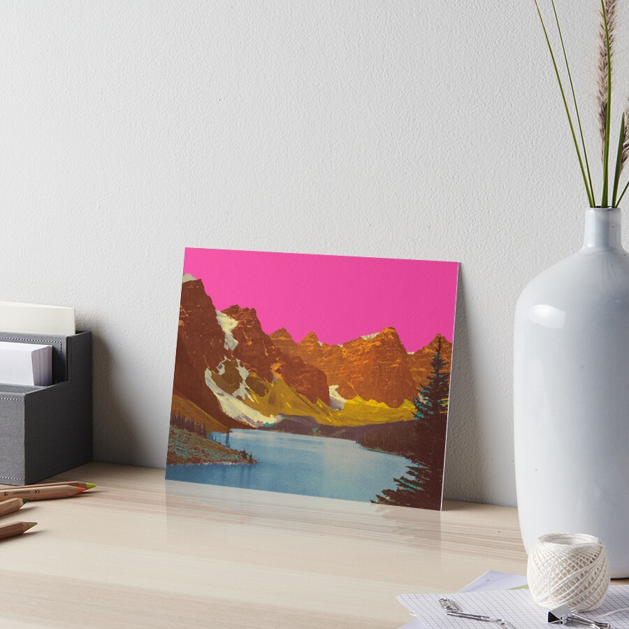 "Moraine Lake Alberta, America's aesthetic landscape in front of an ...