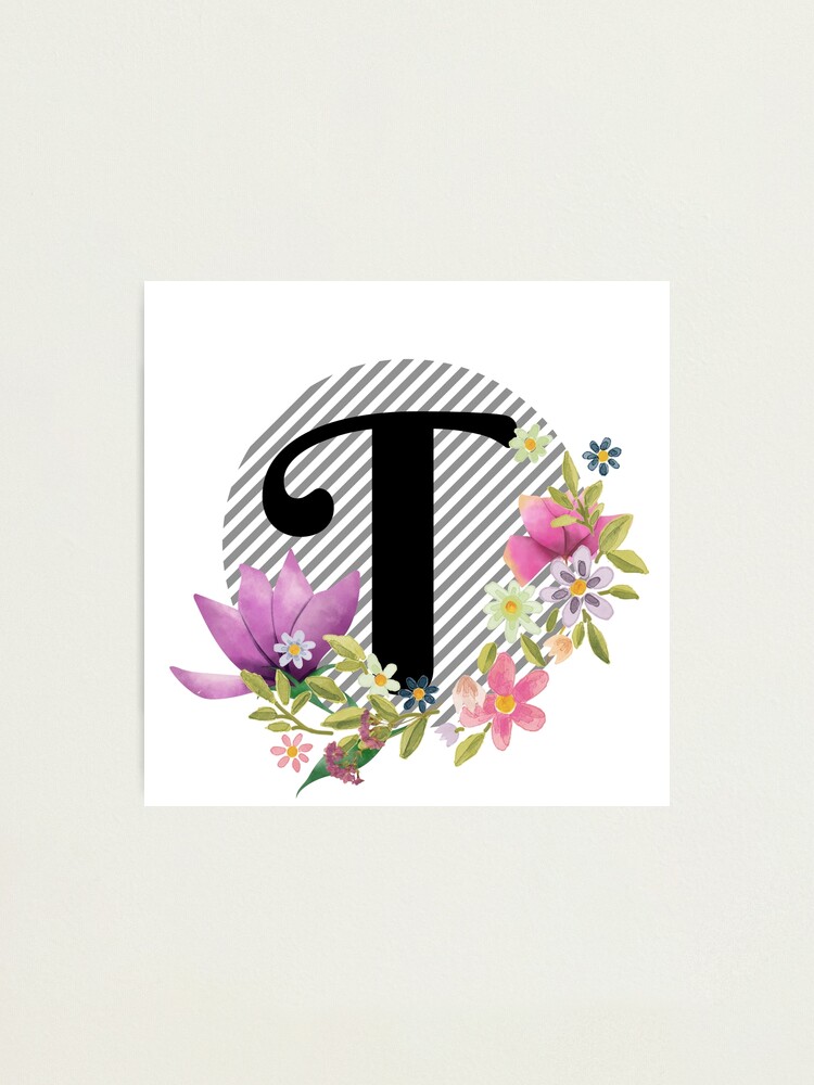 Lámina fotográfica «Mayúsculas iniciales de la letra T en mayúsculas ...