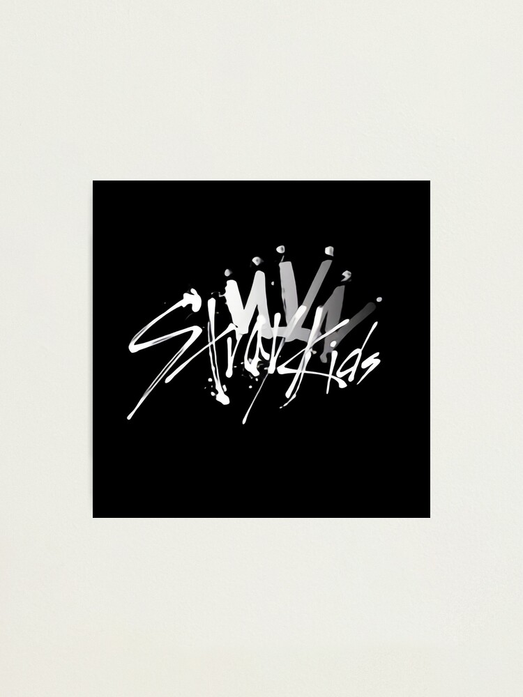 Impression photo « Stray Kids Kingdom Legendary War Logo SKZ KINGS ...