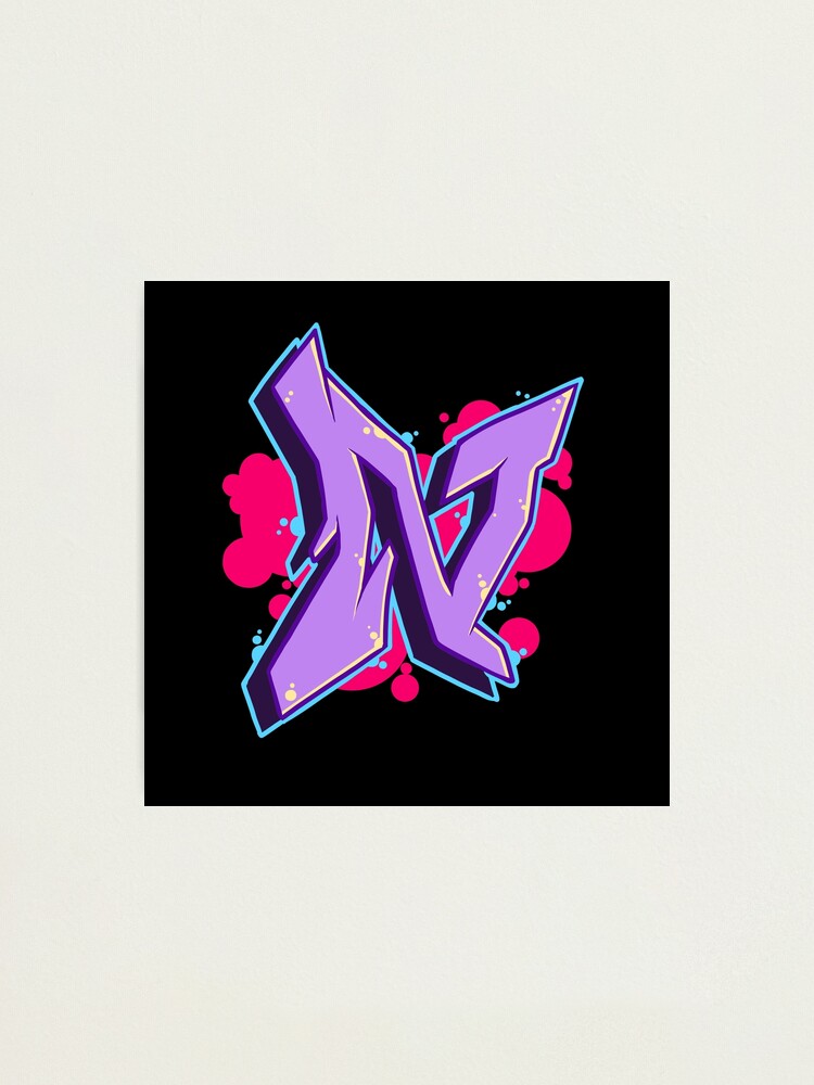 " Buchstabe N - Graffiti-Street-Art-Stil" Fotodruck von CreativeOpus ...