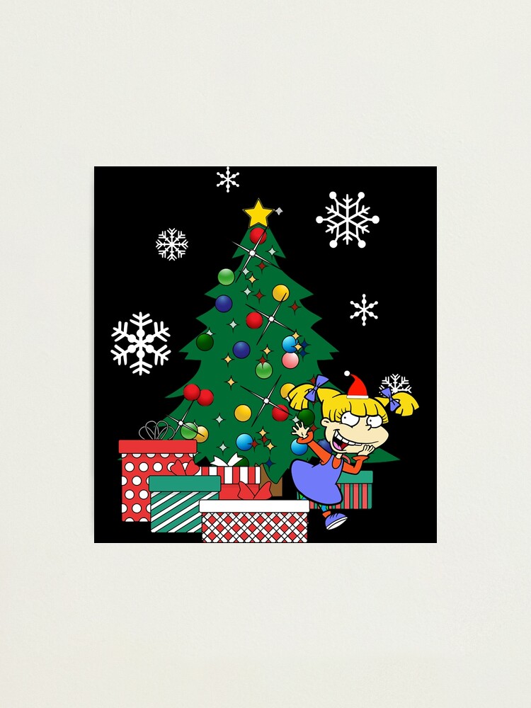 Lámina fotográfica «Angélica feliz alrededor del árbol de Navidad ...